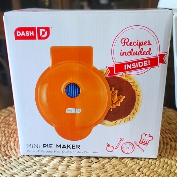 DASH | Kitchen | Dash Mini Pie Maker In Orange | Poshmark